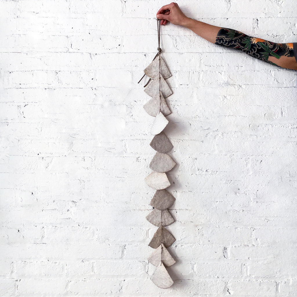 PLT1L-12 SHELL: White – MQuan Studio